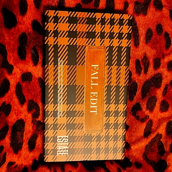 Estate | Makeup | Estate Fall Edit Eyeshadow Pallet | Poshmark